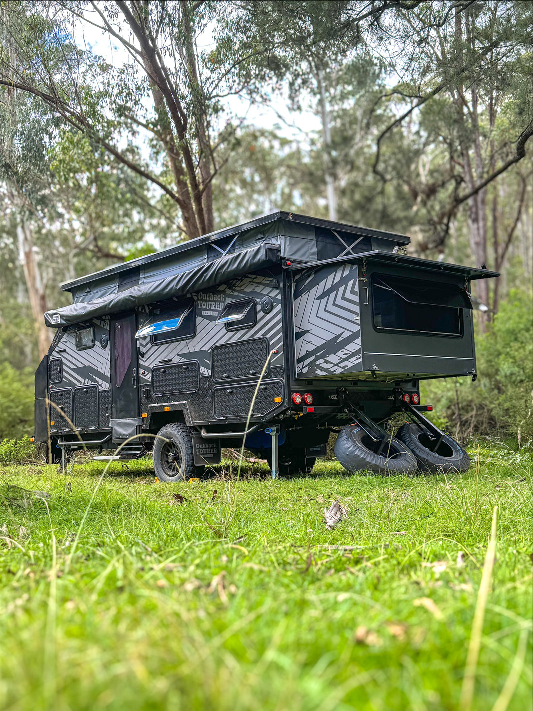 Hybrid Van Selection – Outback Tourer