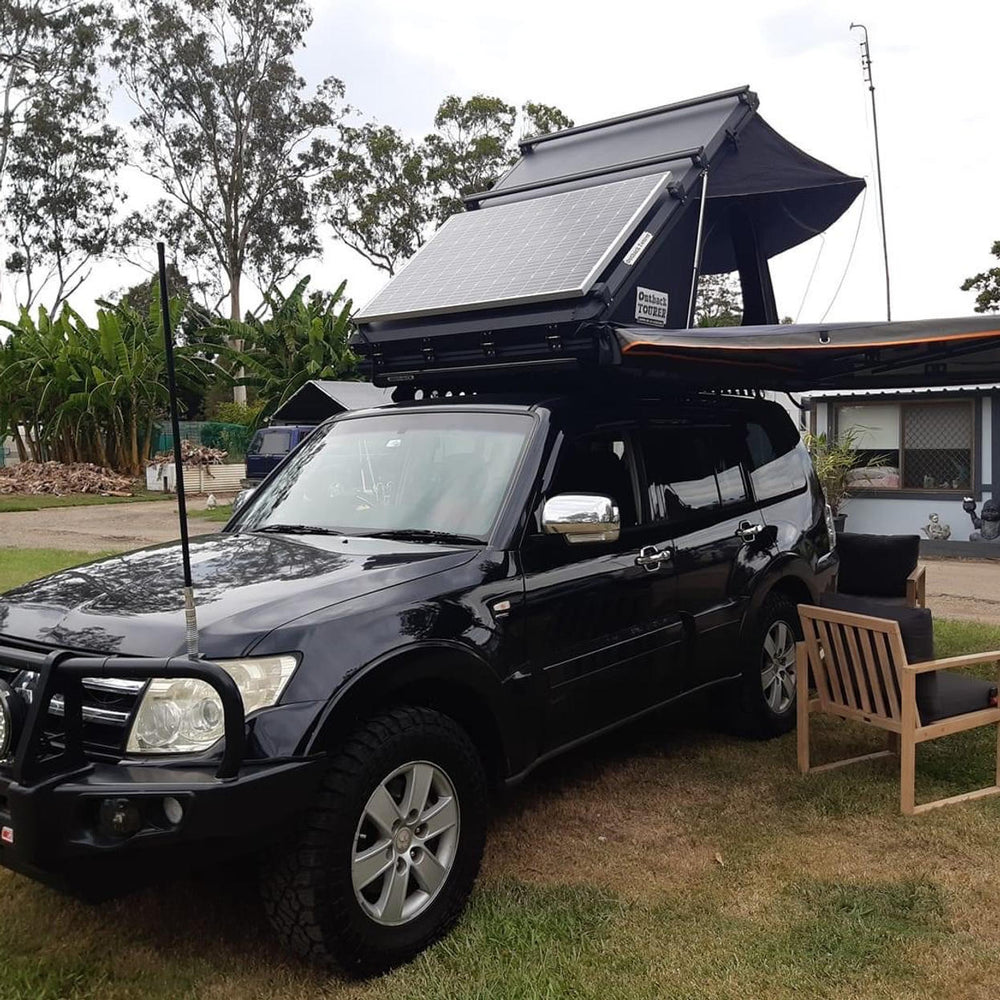 Mitsubishi – Outback Tourer